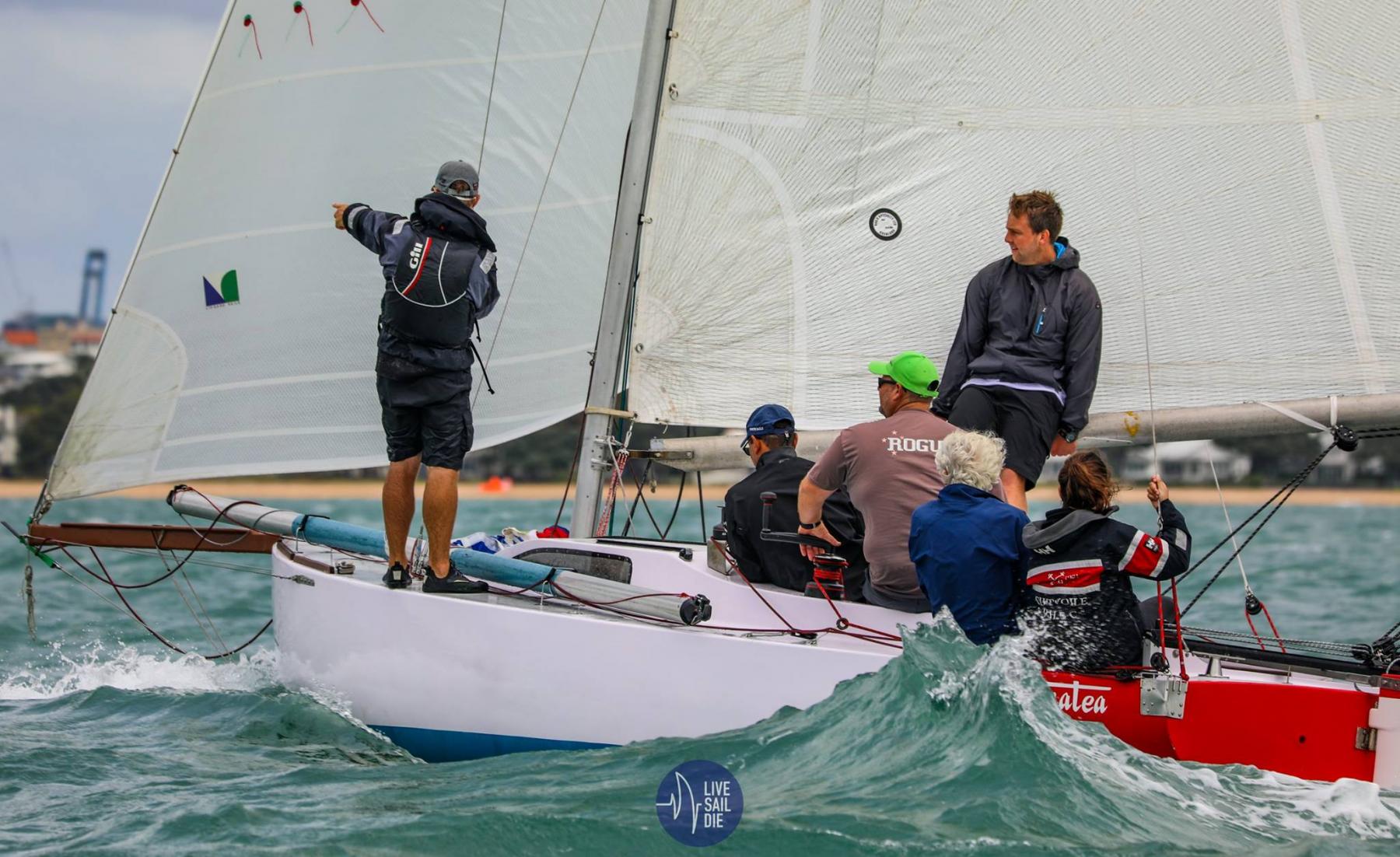 Drama all part of 100 years of Lipton Cup | Yachting New Zealand