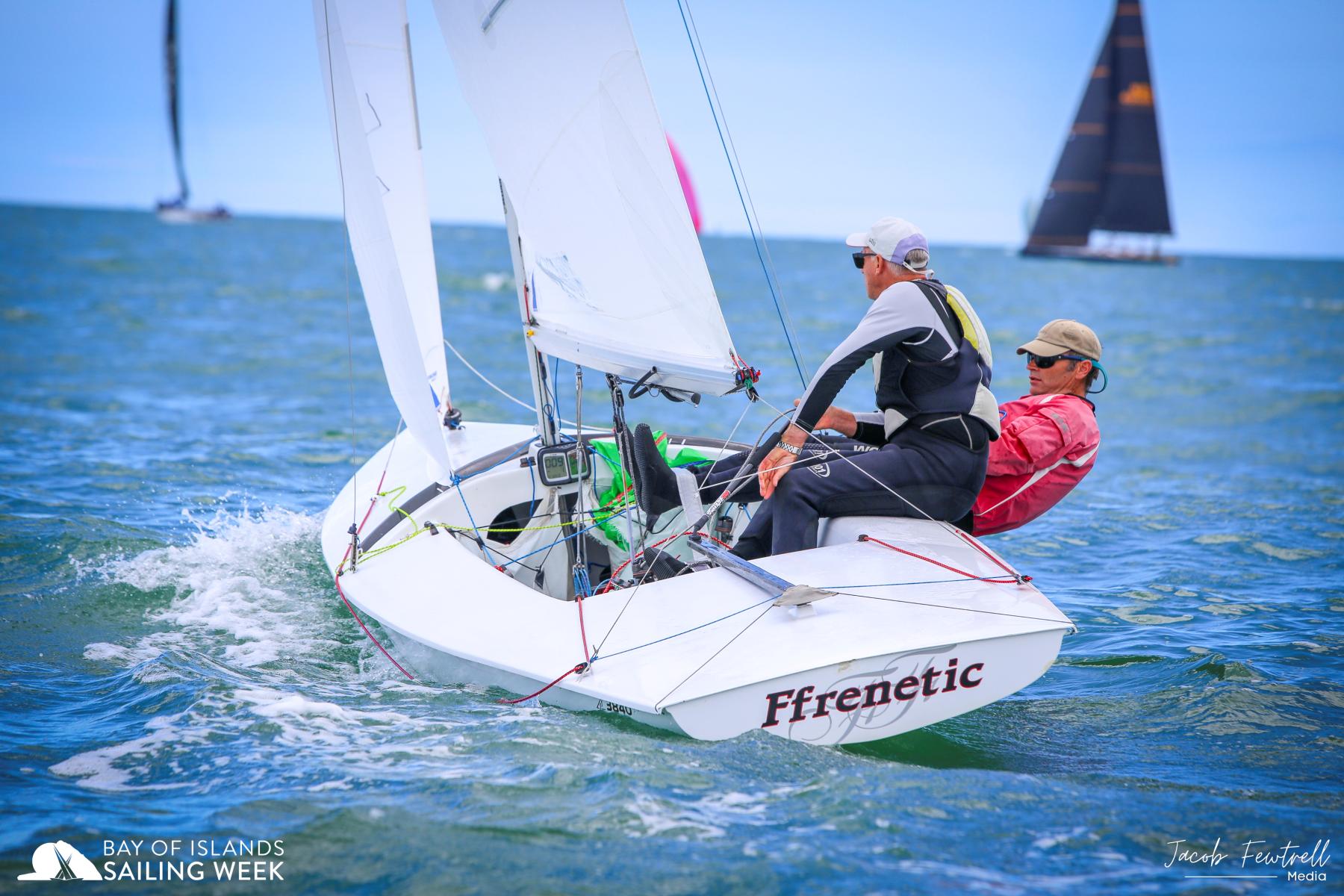 'Keeping it tidy' key on challenging first day of Bay of Islands ...